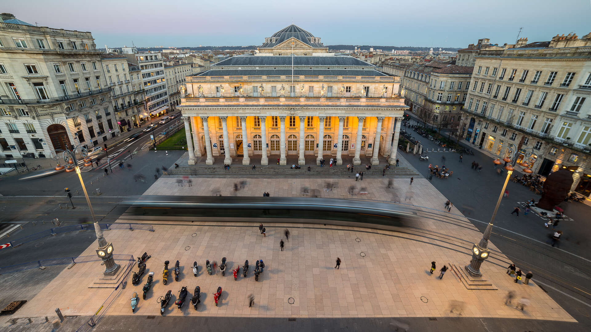 Flânerie dans le Bordeaux périmètre UNESCO